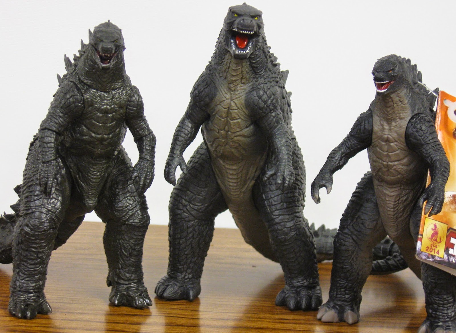 The Toyseum: LEGENDARY GODZILLAS & MUTO - Bandai Vinyl 6" figures