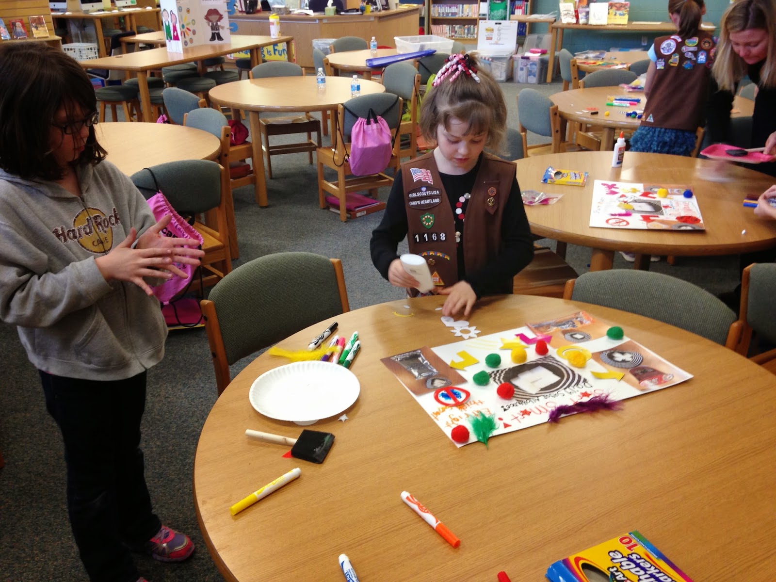 A Crafty Chick: Brownie Meeting 16: Choosing a Take Action Project