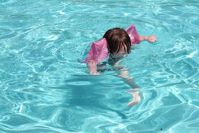 Mojoy: Swimming in April!