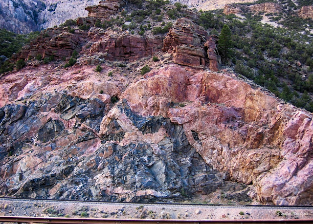 Wyoming: Thermopolis & Wind River Canyon