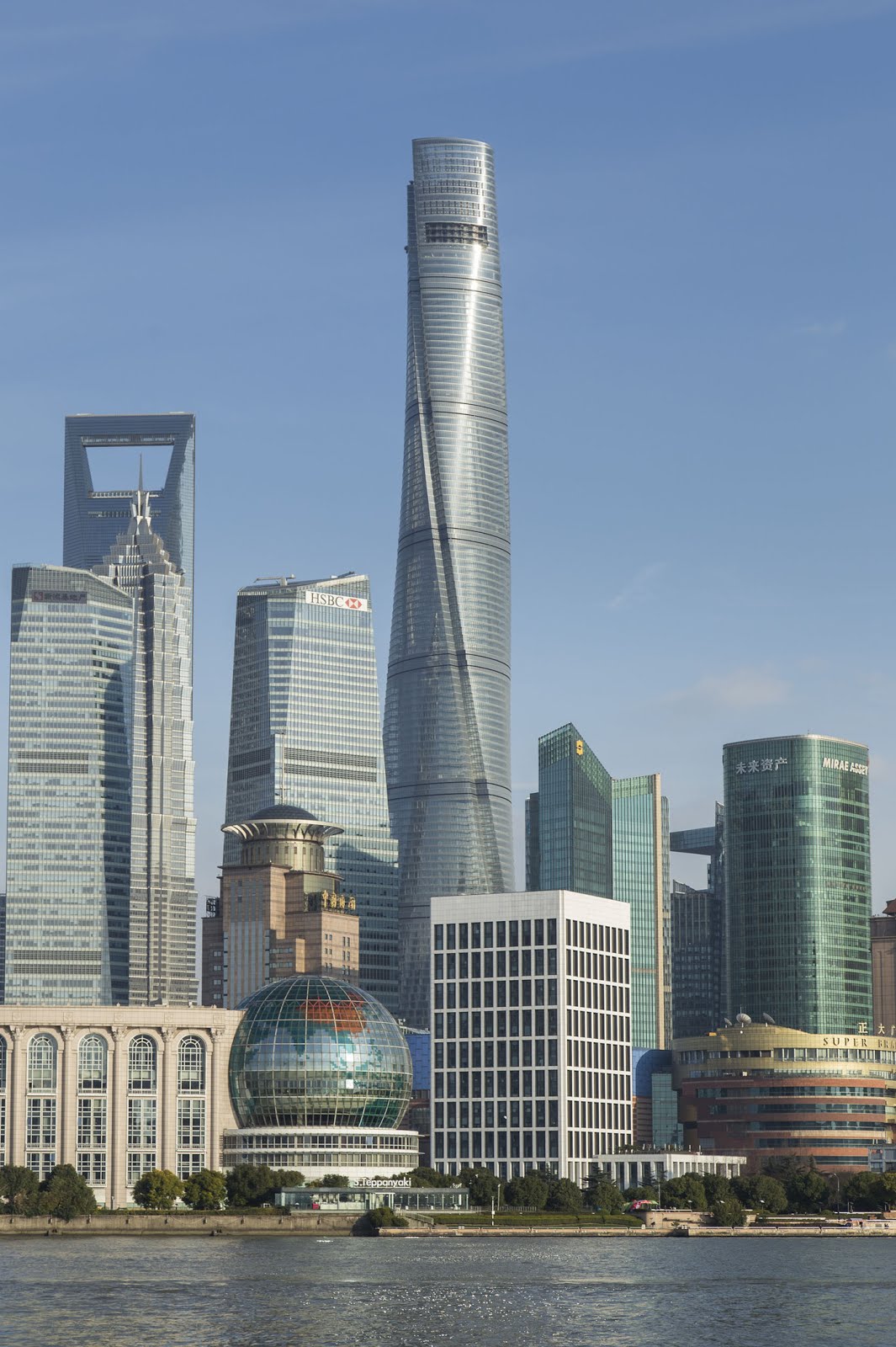 Estructuras y Edificios mas altos del Mundo en 2015: Shanghai Tower (3E – 2R) (632 m) (2016)