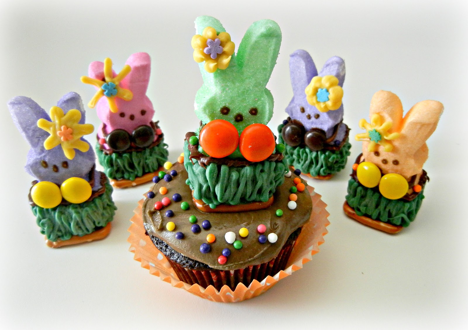 Sugar Swings! Serve Some: Hula Bunny PEEPS and a Spring Hop Along PEEPS ...
