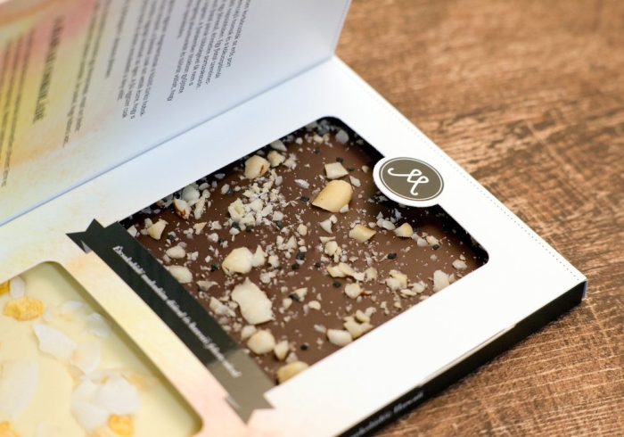 Mira Premium Chocolate – Packaging Of The World