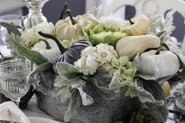 Shabby Sweet Cottage: Soft and Neutral Falll Table