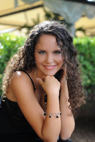 Female Italian popstars: Giulia Luzi, attrice e cantante