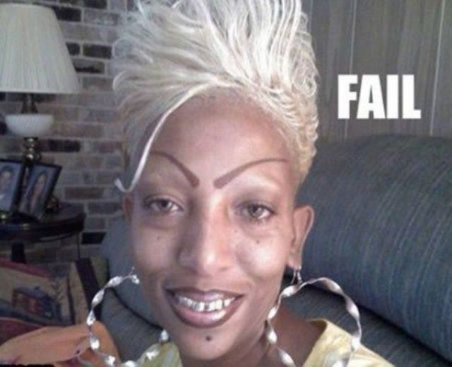 HORROR! Ele sunt fetele cu CELE MAI URATE sprancene GALERIE FOTO ...