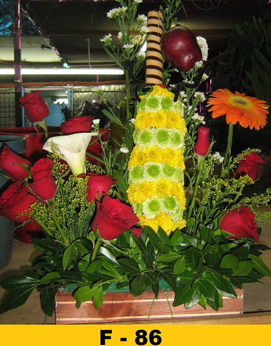 ENVIO DE FLORES MEXICO: FIGURAS CON FLOR