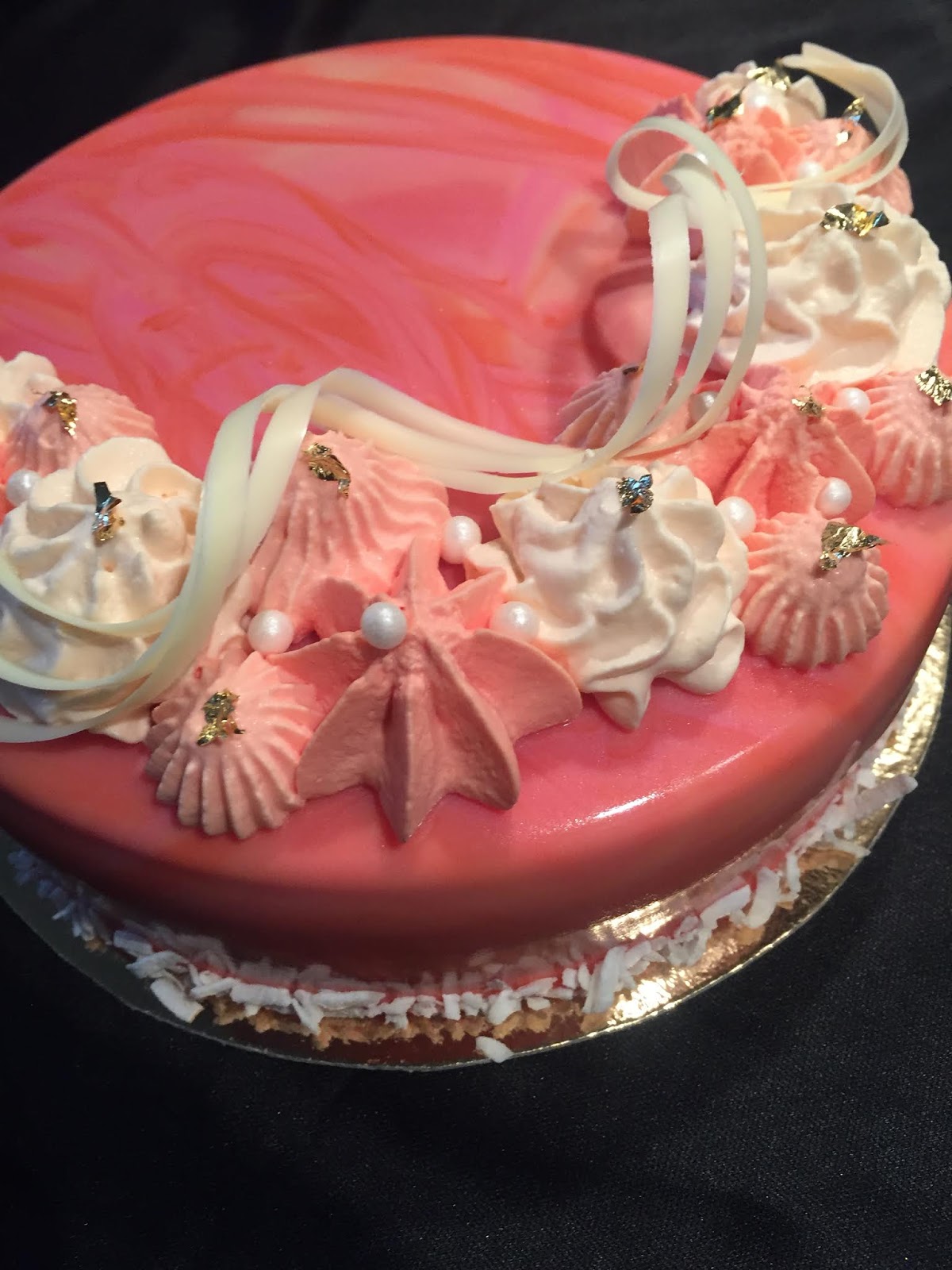 Entremets Pamplemousse Rose et Chocolat Blanc
