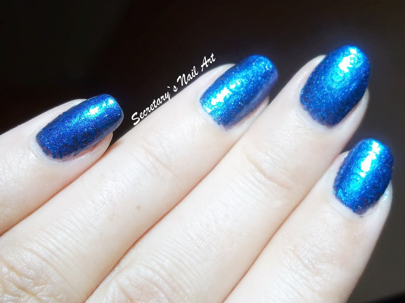 Ripples in the Water - Secretary`s Nail Art
