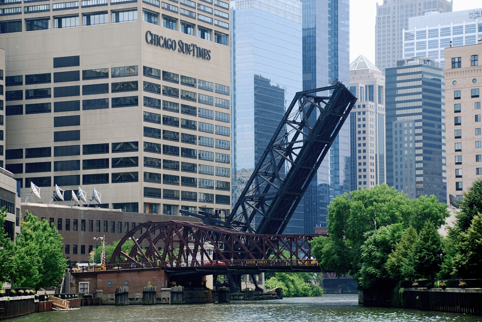 The Kinzie Street Railroad Bridge | Connecting the Windy City