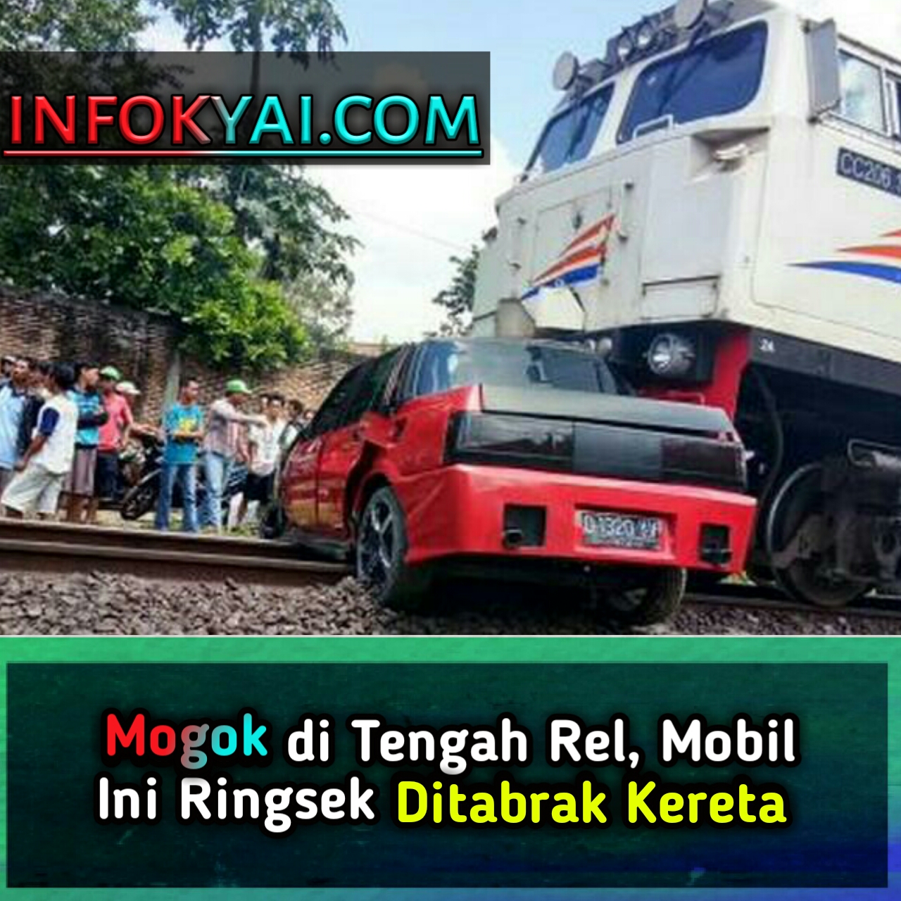 Mogok di Tengah Rel, Mobil Ini Ringsek Ditabrak Kereta Mogok di Tengah Rel, Mobil Ini Ringsek Ditabrak Kereta