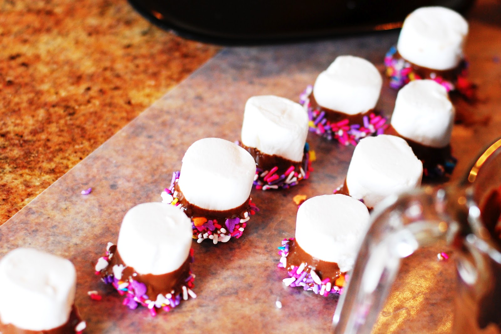 Busy Bee Mommy and Me: Celebrate Spring Marshmallows!