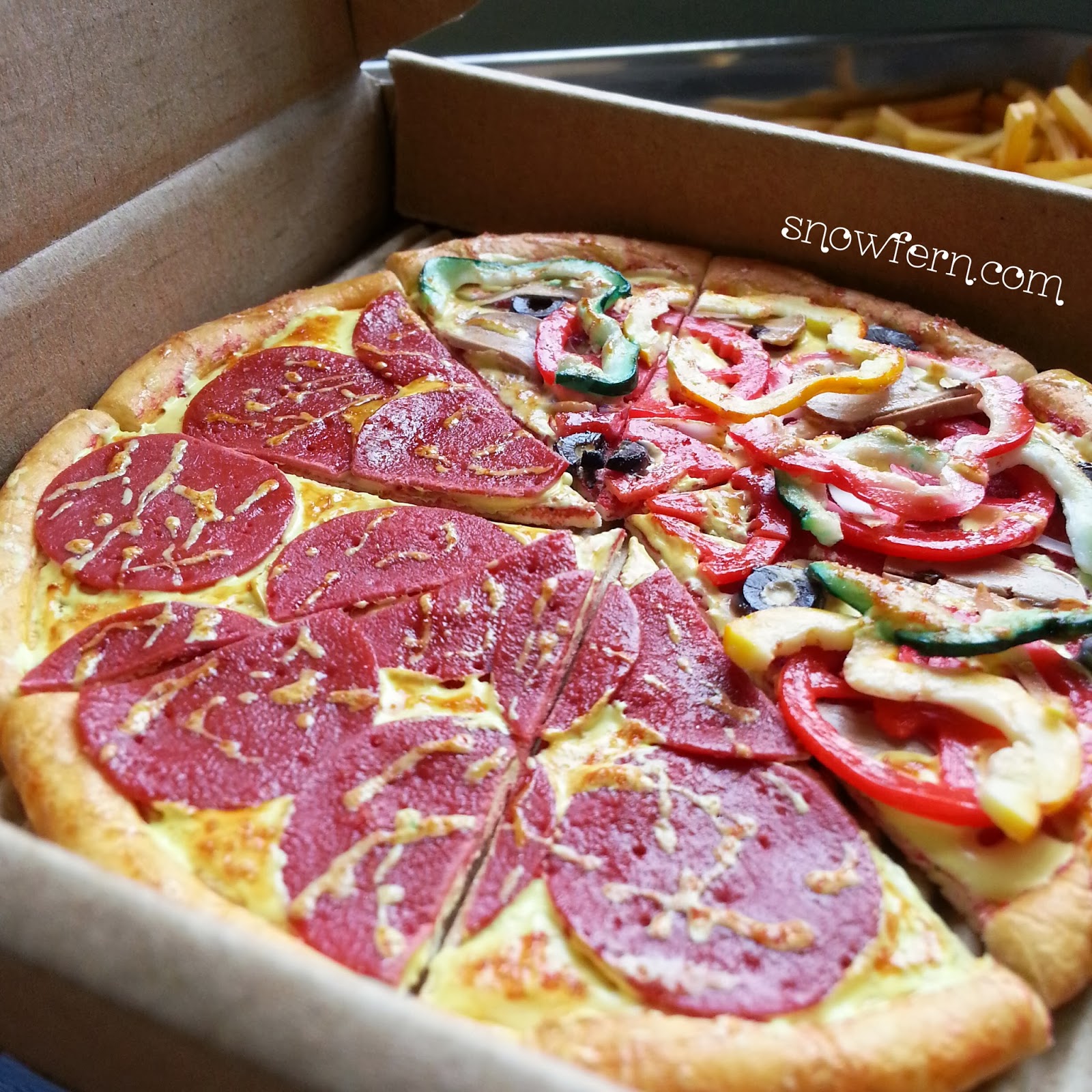 Clover Tea - a dolly blog: 1:3 Pizza