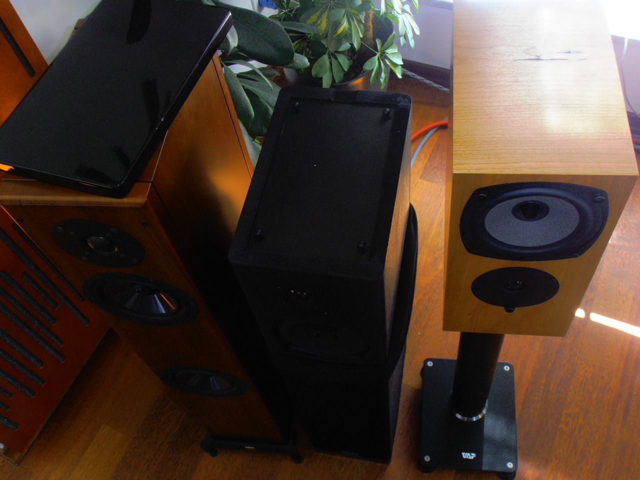 Stereo i Kolorowo - Underground: Kolumny Definitive Technology BP6