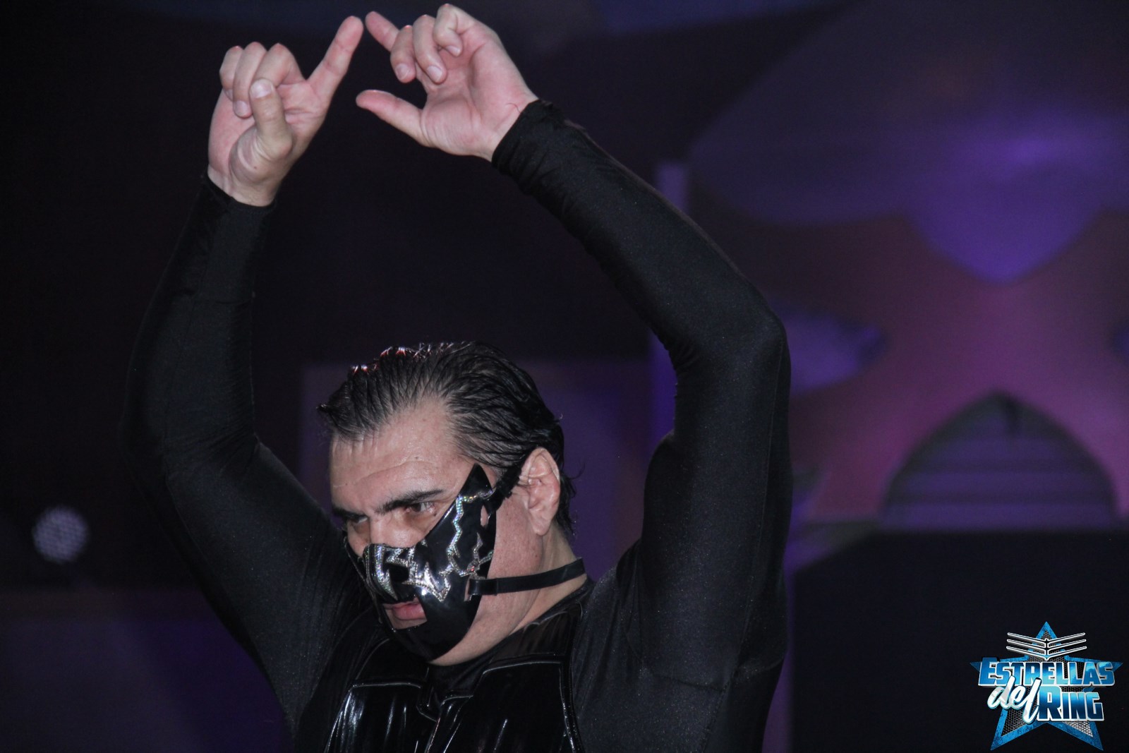 ESTRELLAS DEL RING.: Triunfo de Mr. Electro ante Pagano y el Texano Jr ...