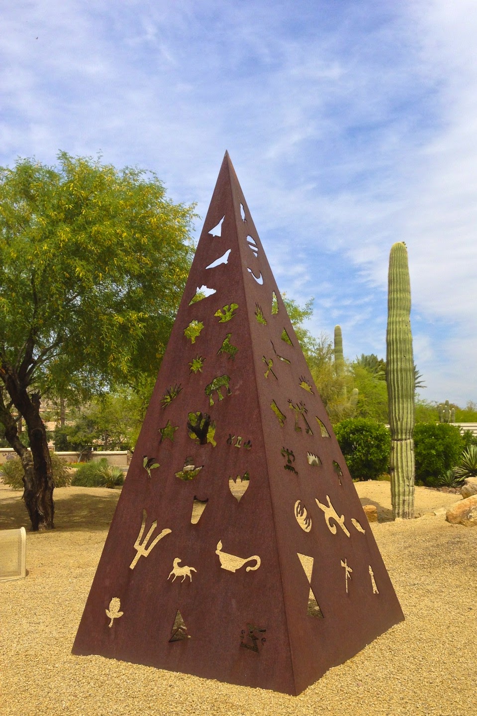 Scottsdale Daily Photo: Photo: Theme Day "Triangles" in Public Art at ...
