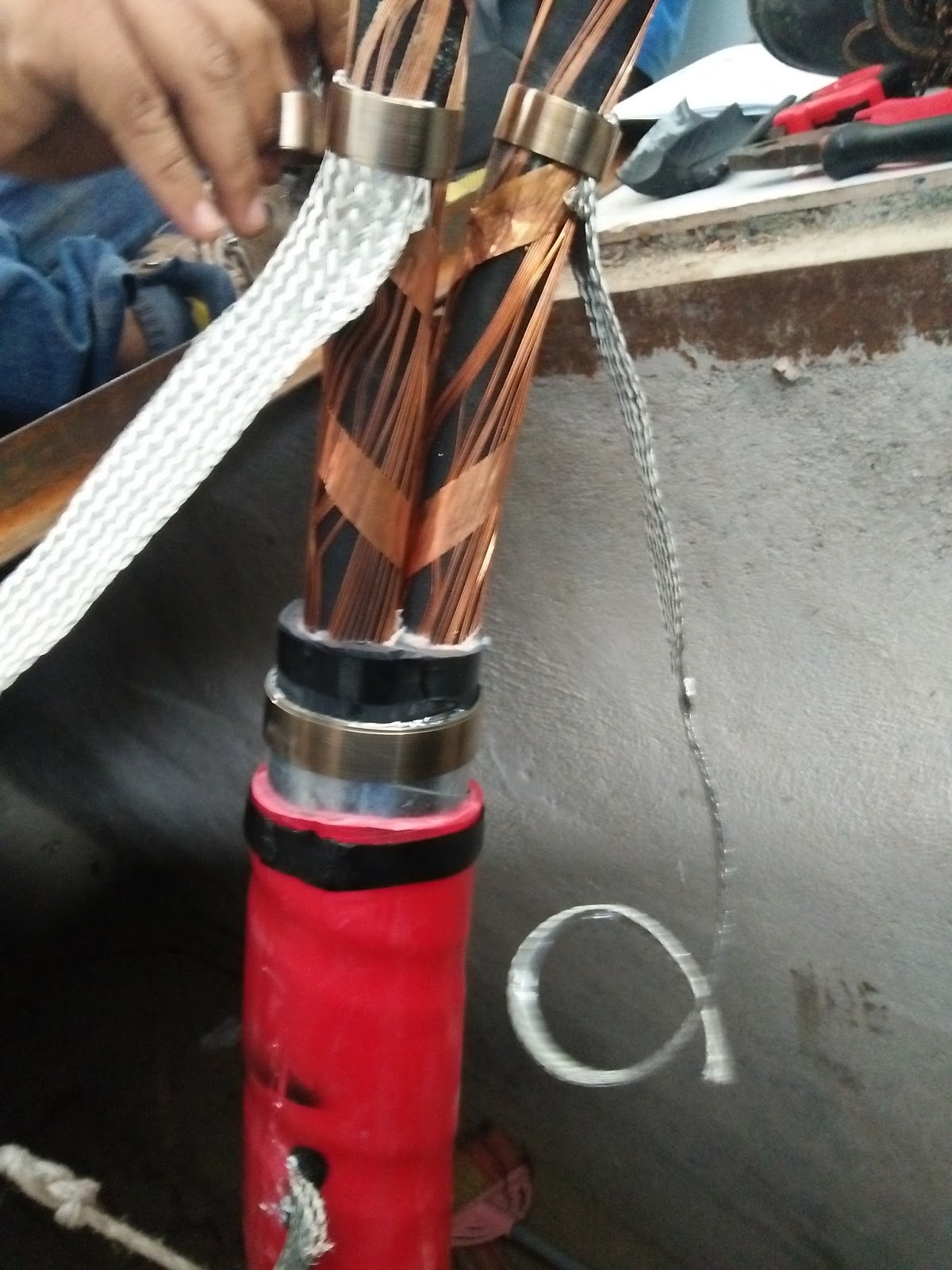 MATARAM ELECTRIC: TERMINASI ULANG KABEL 3 CORE MENGGUNAKAN MERK 3M