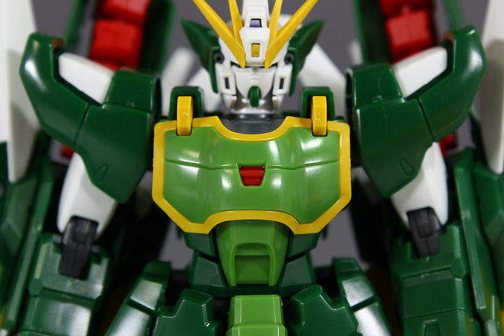 Review: P-Bandai: MG 1/100 Altron Gundam EW by Hobbynotoriko