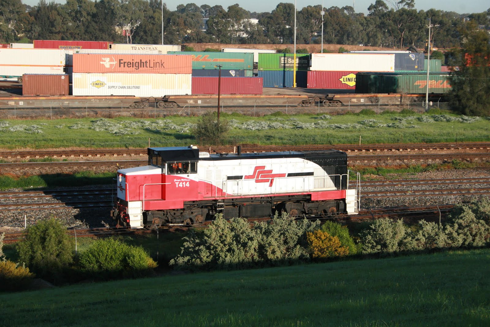 Barcoola: T414 SCT with rebuild cab and nose