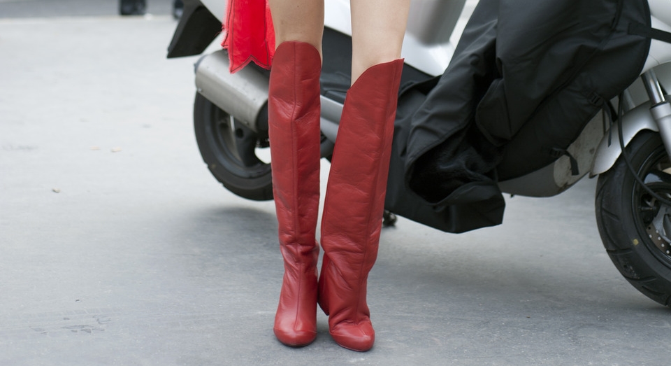 MODA: LA INVASIÓN DE LAS BOTAS ROJAS - | Inside My Style | Blog Chileno ...