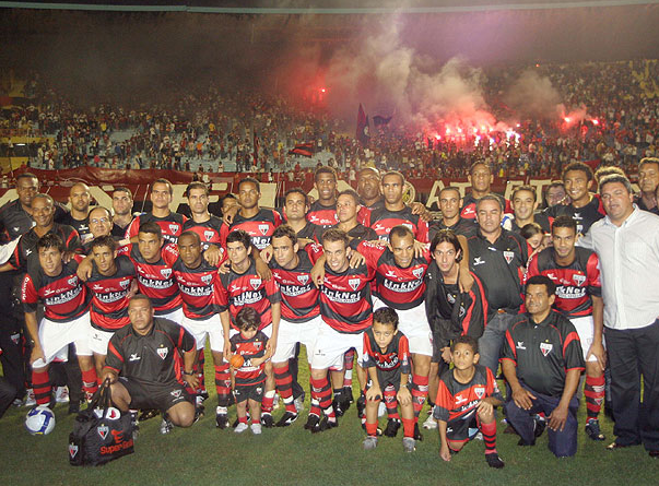 O maior Time do mundo: A história do Atlético Clube Goianiense