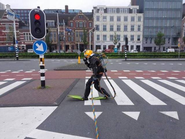 23 Of The Weirdest Pictures on The Internet.