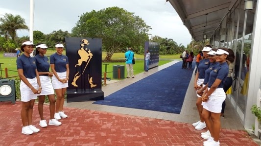 Photos from the second round of the Johnnie Walker Blue Label golf ...