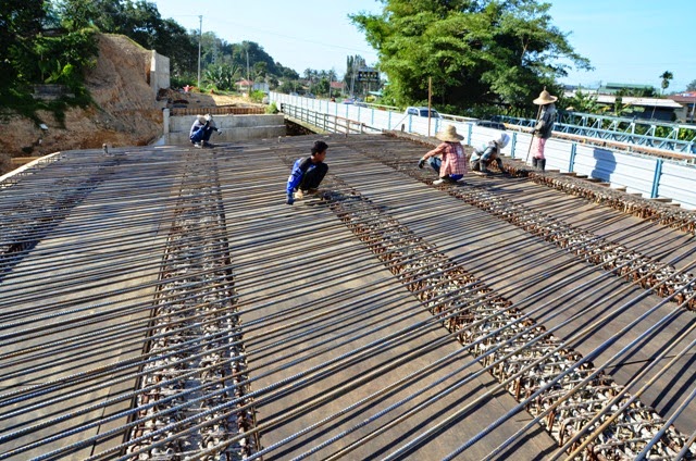 Construction of a new bridge at Dambai, Penampang, Sabah