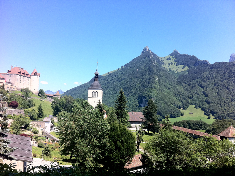 Gruyères, Giger et le gruyère | funambul(in)e: Gruyères, Giger et le ...