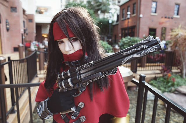 Elarte Cosplay: Final Fantasy VII - Vincent Valentine Cosplay