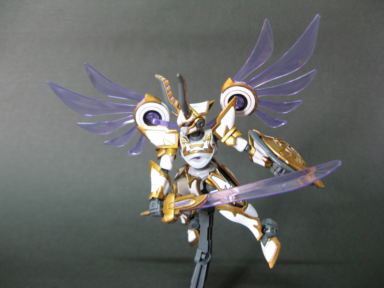 "Dan-Ball Senki "紙箱戰機 LBX 1 : 1 LUCIFER路西法