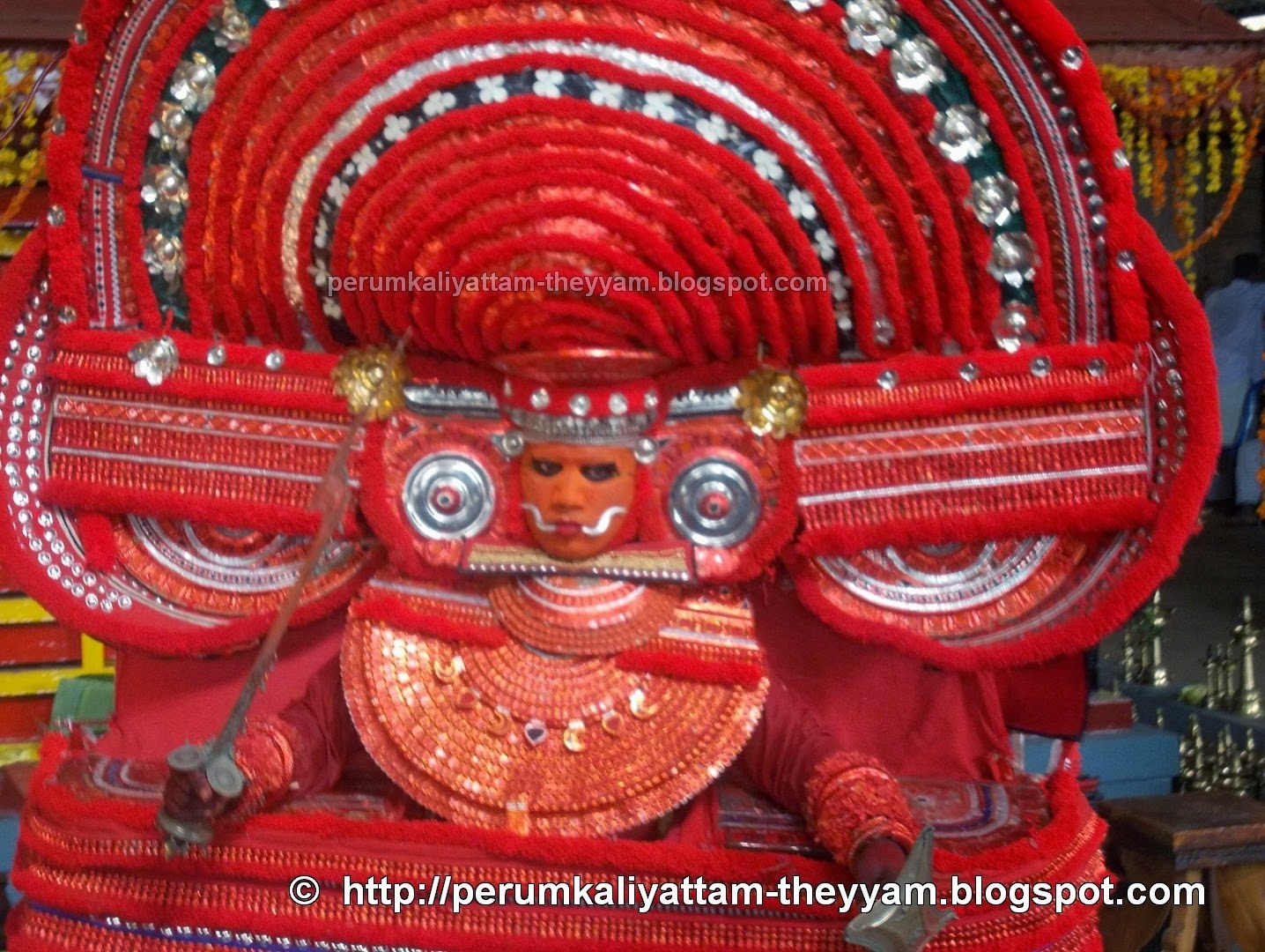 PERUMKALIYATTAM - THEYYAM: Puthiyadath Bhagavathi Theyyam