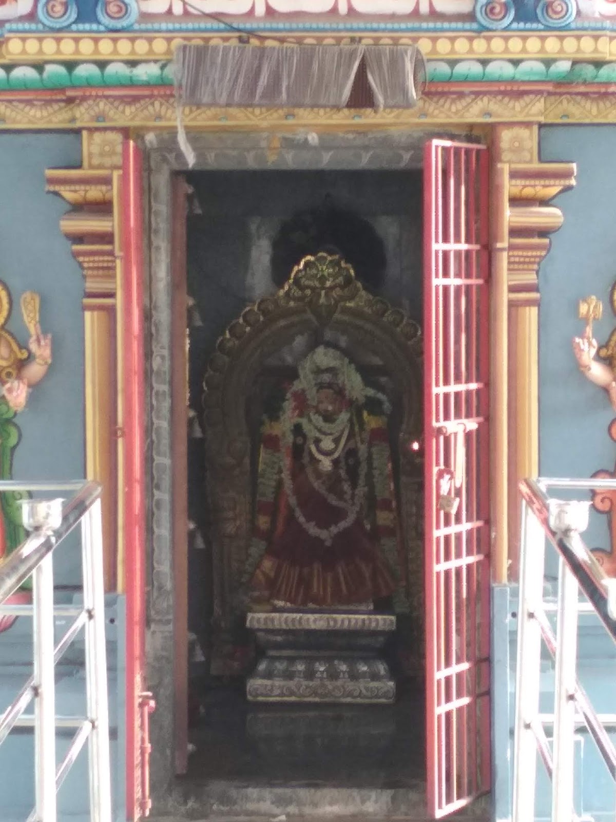 OmNamaSivaya: Sri Thirunavaleeshwarar Temple, Navalur