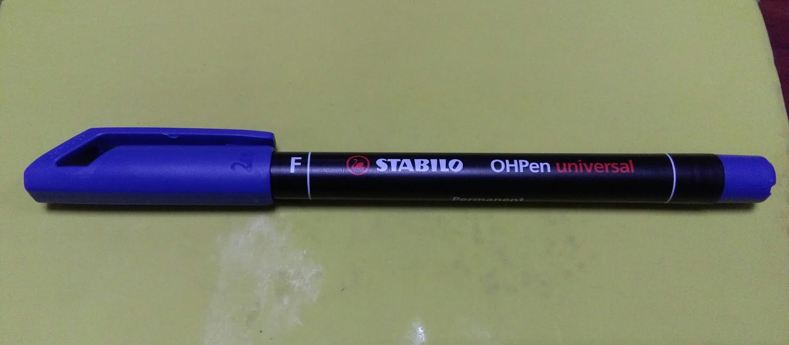 Solo Lapiceros: STABILO - OhPen Universal (0.7mm) Permanent marker