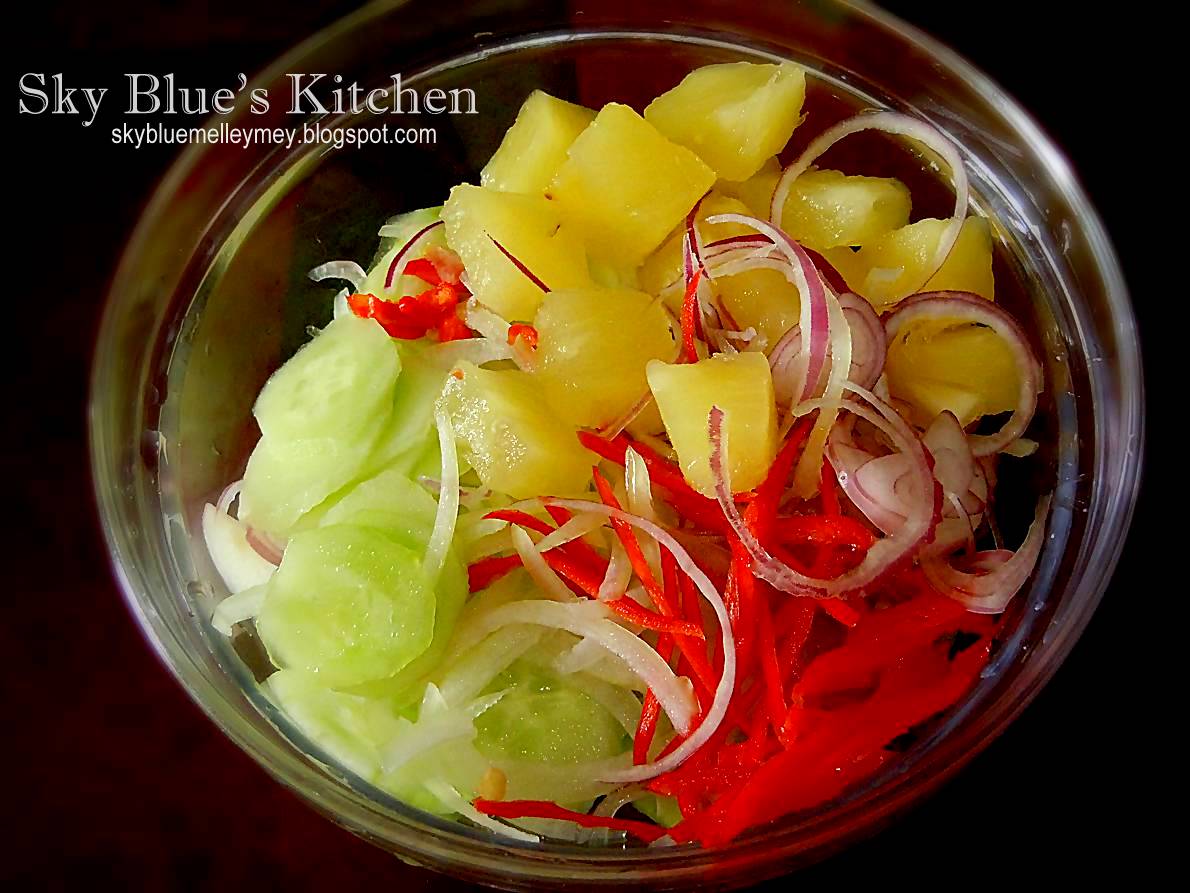 Melley Mey's Kitchen : ~ Acar Timun Mentah...