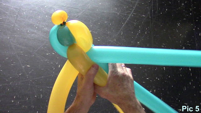 CLASSICAL: Balloon scepter. Balloon wand