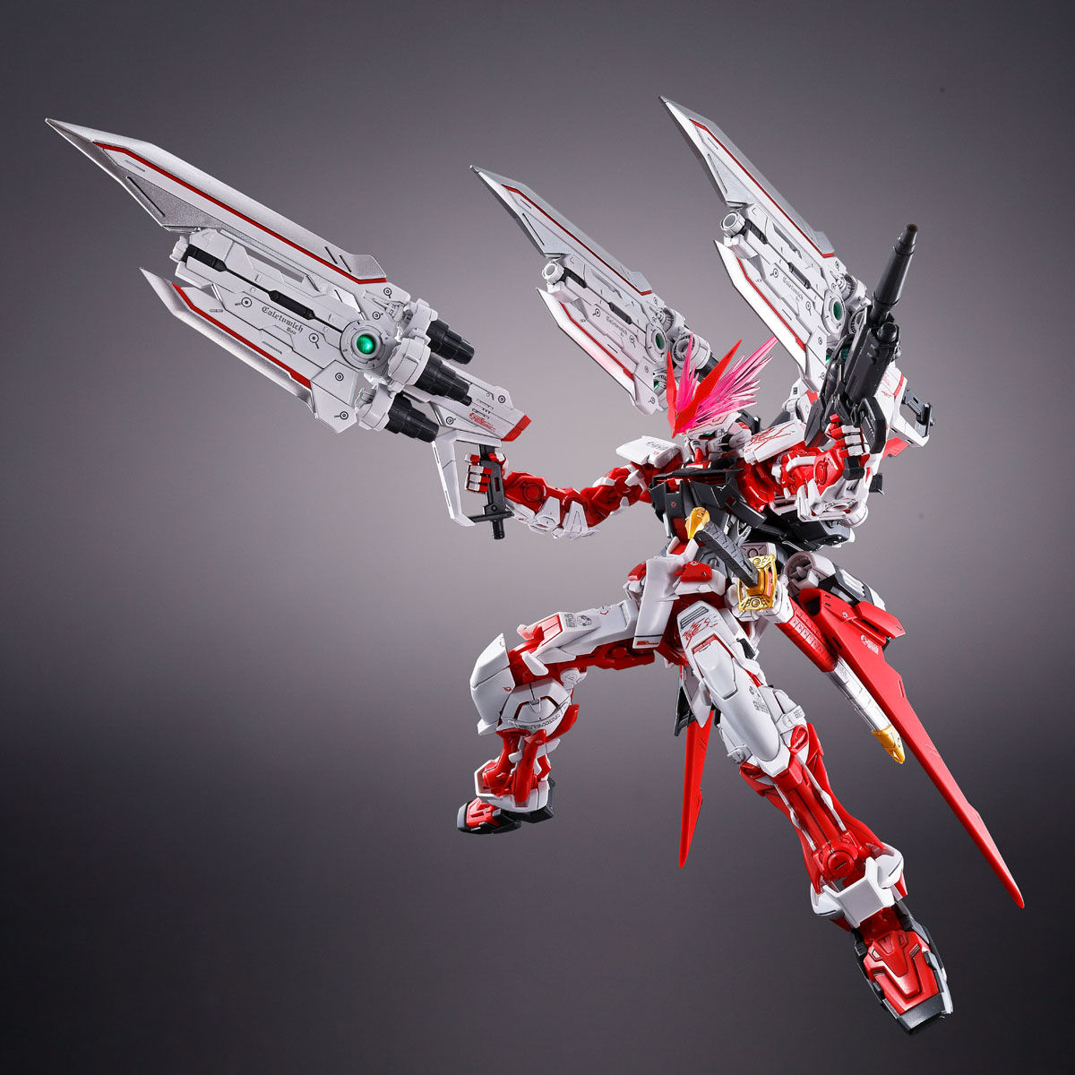 Preview - ภาพตัวอย่าง P-bandai MG 1/100 Gundam Astray Red Dragon ...