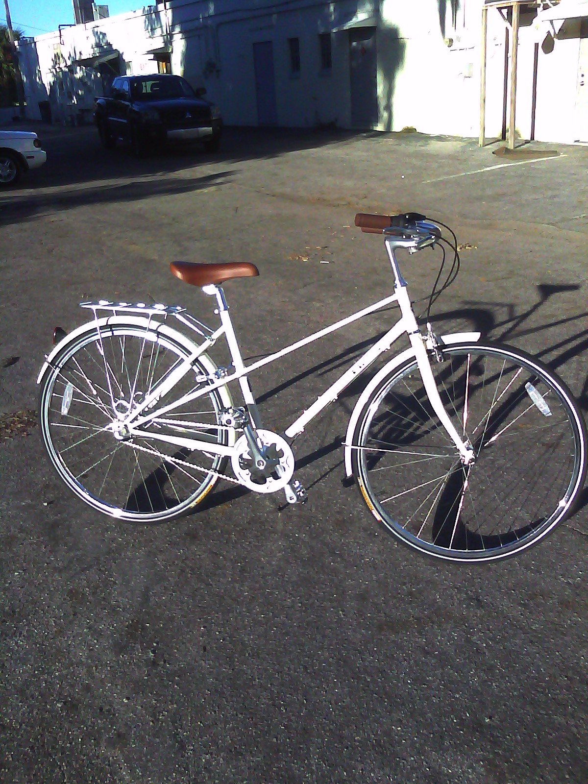 Retro City Cycles: This just in: The Linus Mixte 3-speed!