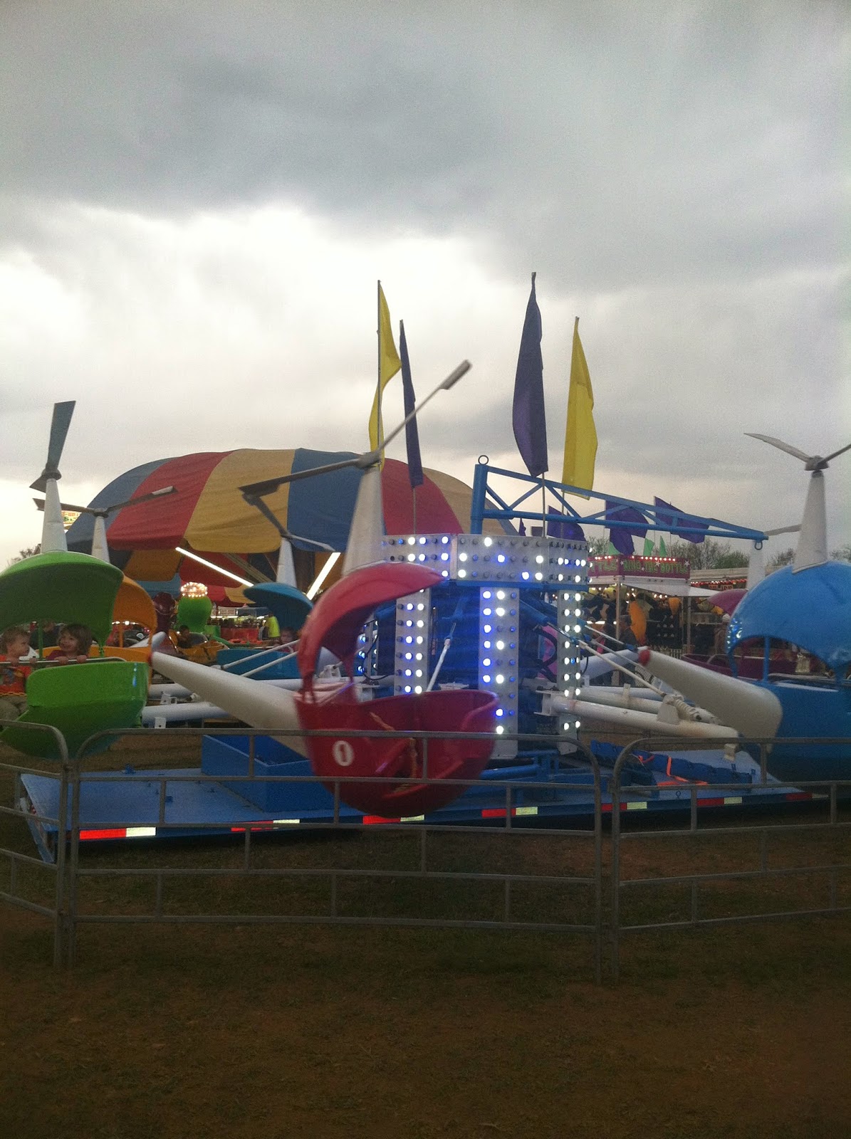Carnival Chasing : Its carnival Time Shaw & Sons Amusements in