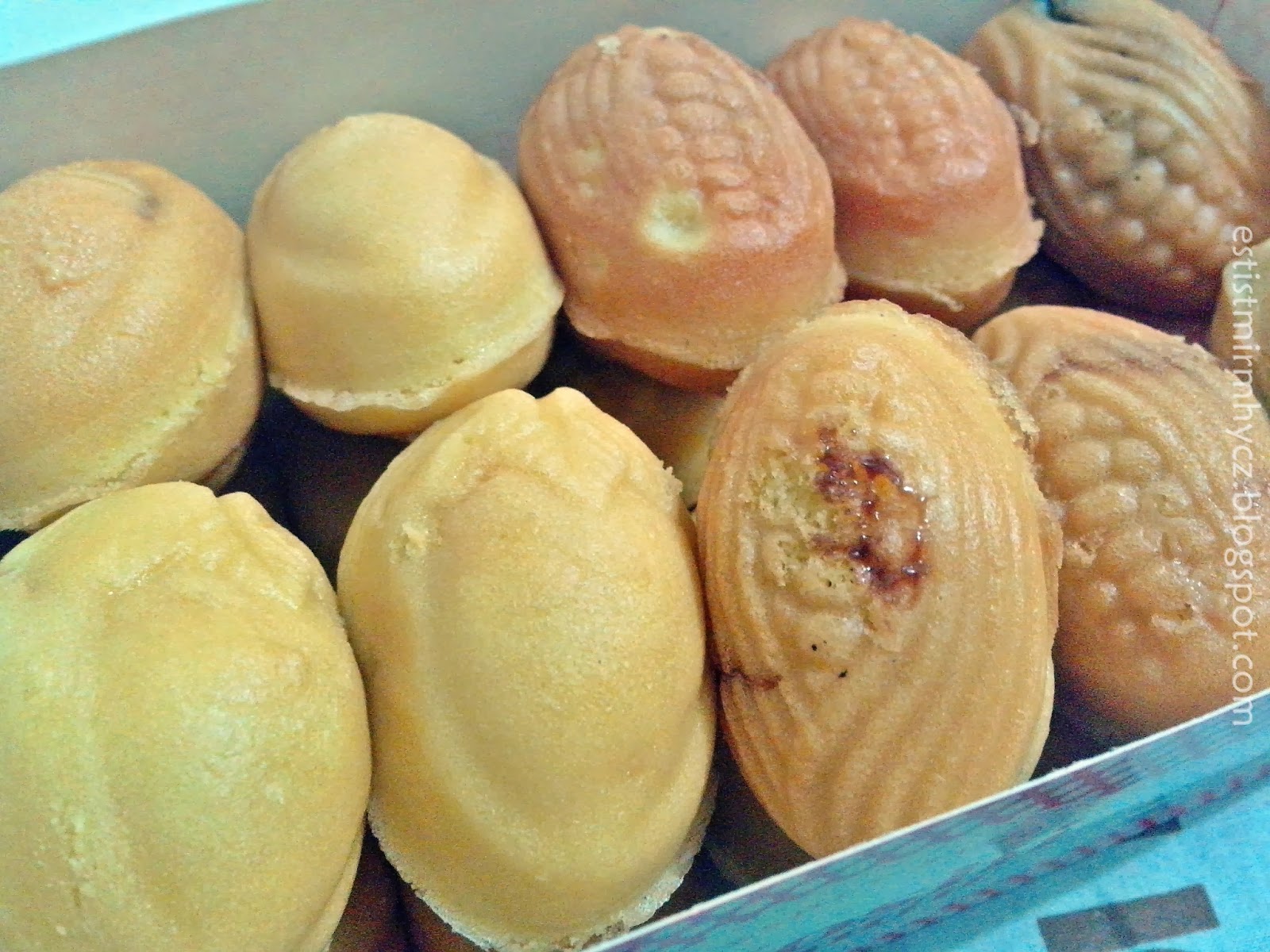 Sweet And Chili Spices: Foodtrip: Moshi Manju