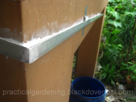 Practical Gardening: DIY Mini-Gutters to Collect Rain Water