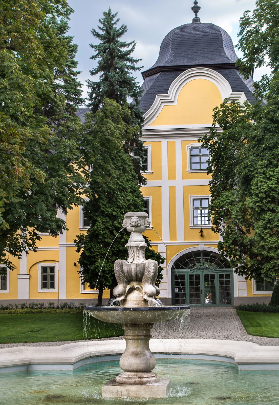 Kirándulásaim hegyen,völgyön.....: Hatvan, Grassalkovich-kastély