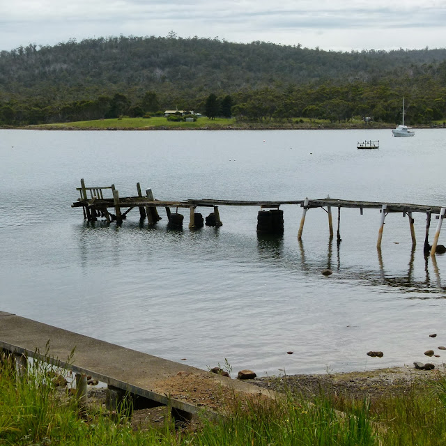 Ramblings of a Square Peg in a Round Hole: Fluffing Around on the ...