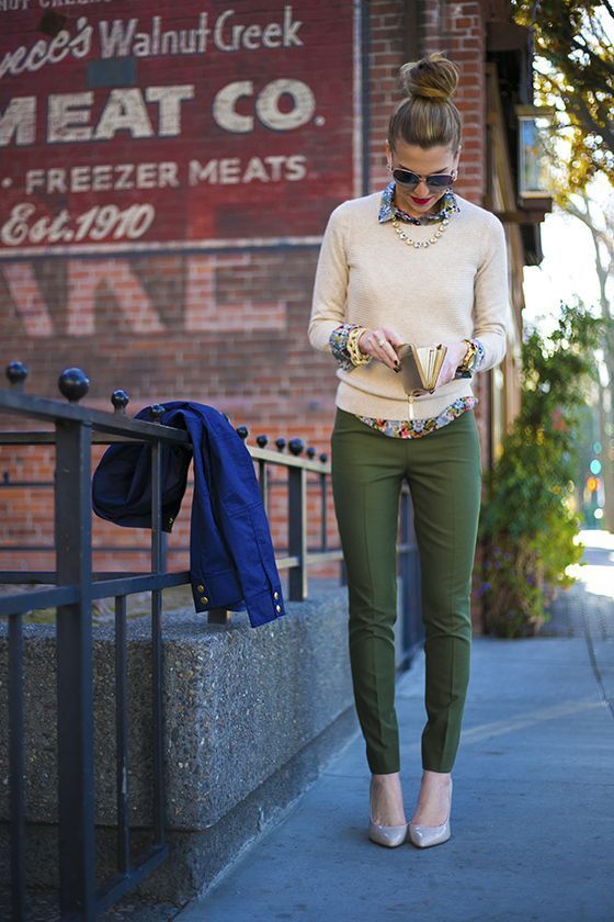 OUTFIT DEL DÍA: Look semi-formal con pantalon verde musgo