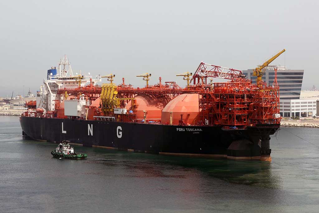 Livorno Daily Photo: FSRU Toscana