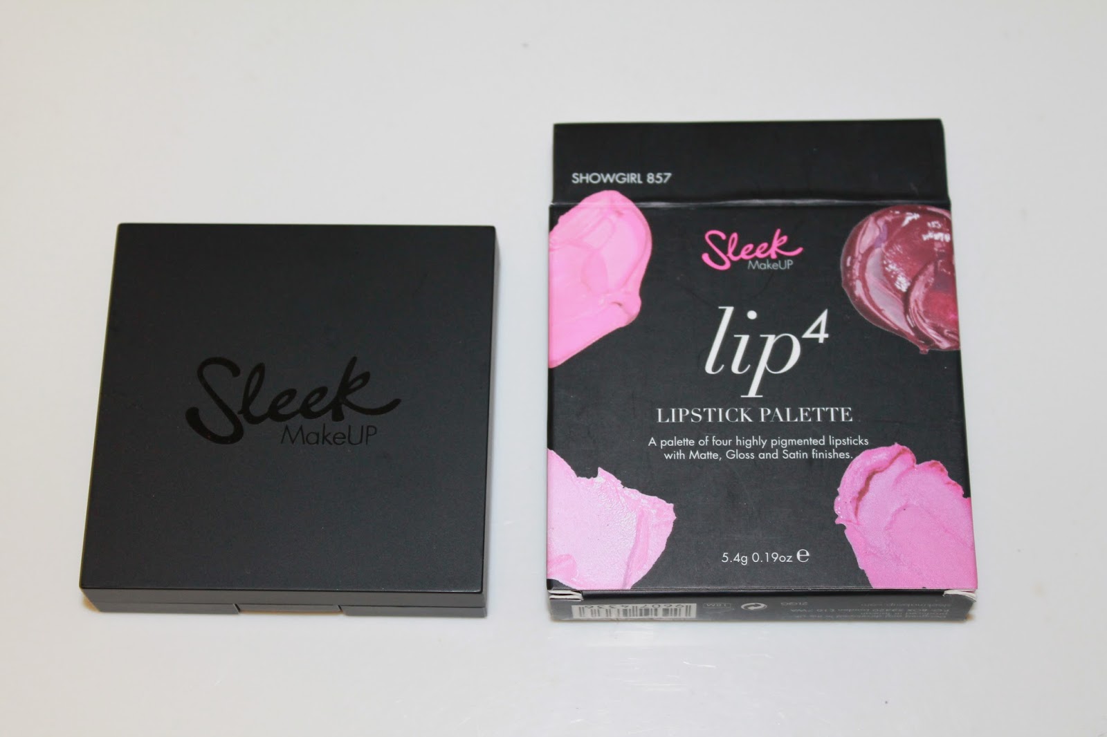 MadamMakeup: Sleek Makeup Lip 4 Lipstick Palette - SHOWGIRL 857 Review