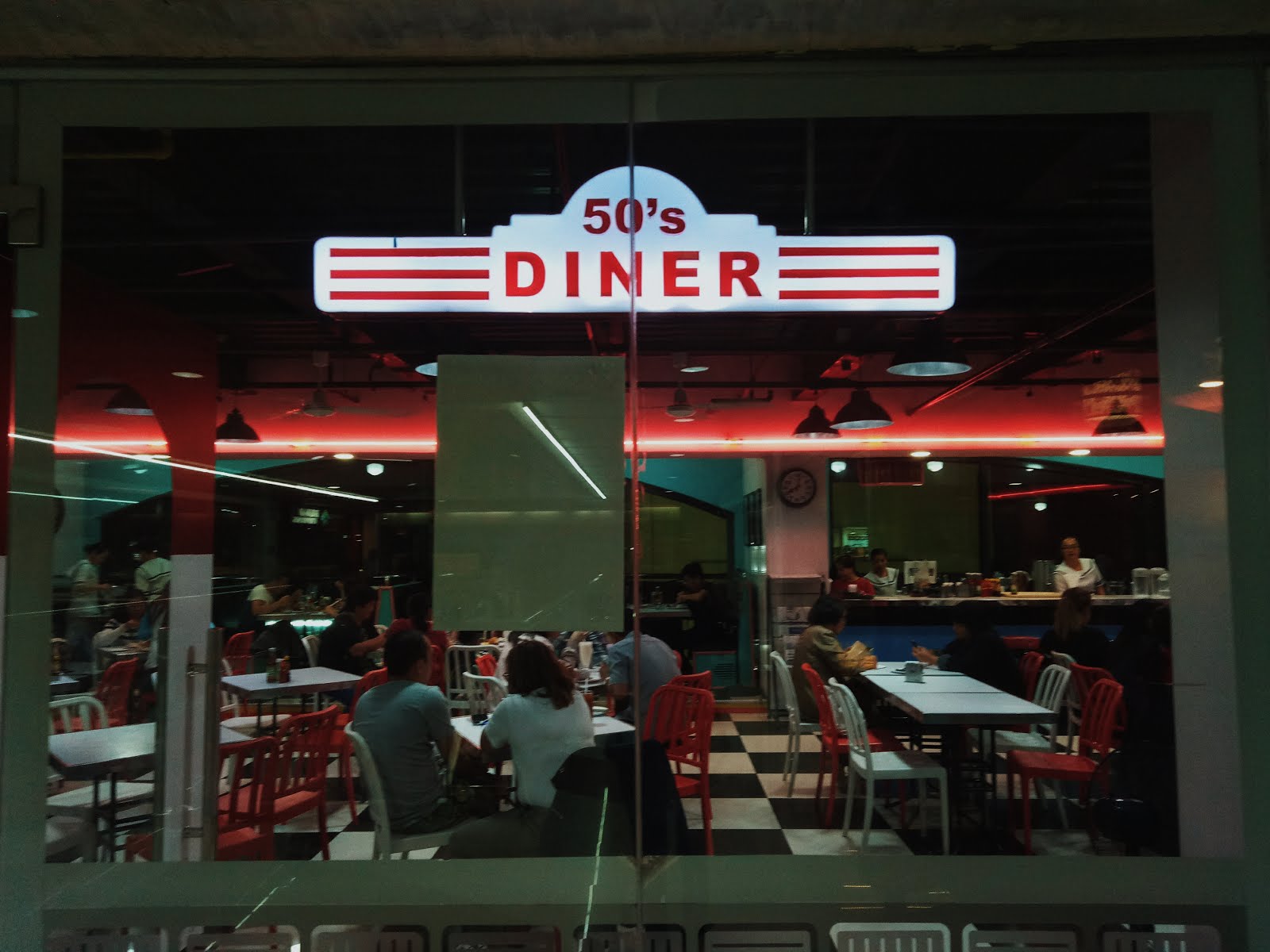 Where To Eat in Baguio: 50's Diner (Porta Vaga Mall) | pinkislovebynix