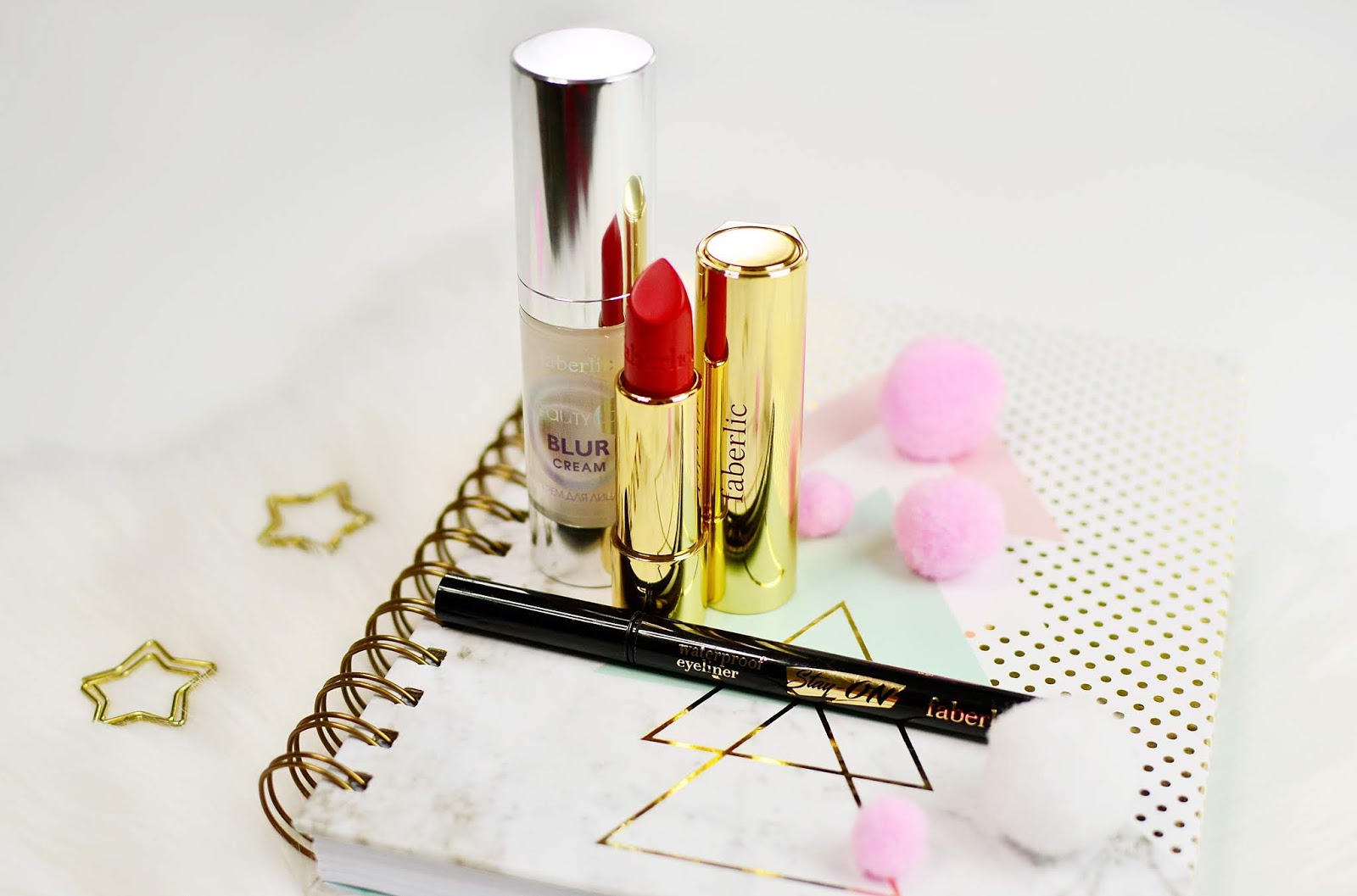 KOSMETYKI DO MAKIJAŻU FABERLIC