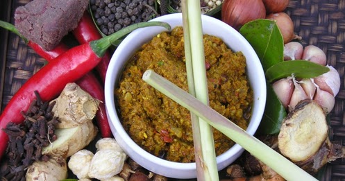 Makna Dibalik Bumbu Basa Genep Khas Bali - Pan Damar Bumbu Bali