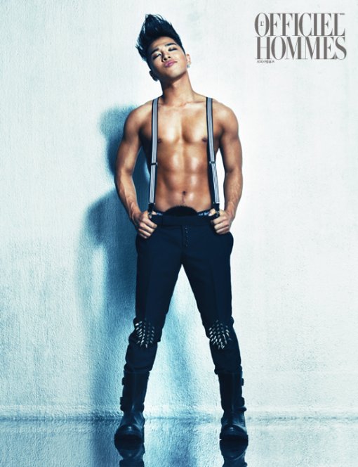 We Love Big Bang: [Photos] Taeyang's "missing top fashion" shows off ...
